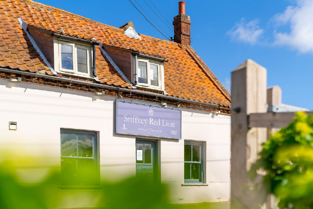 stifkey-red-lion-front | The Stiffkey Red Lion